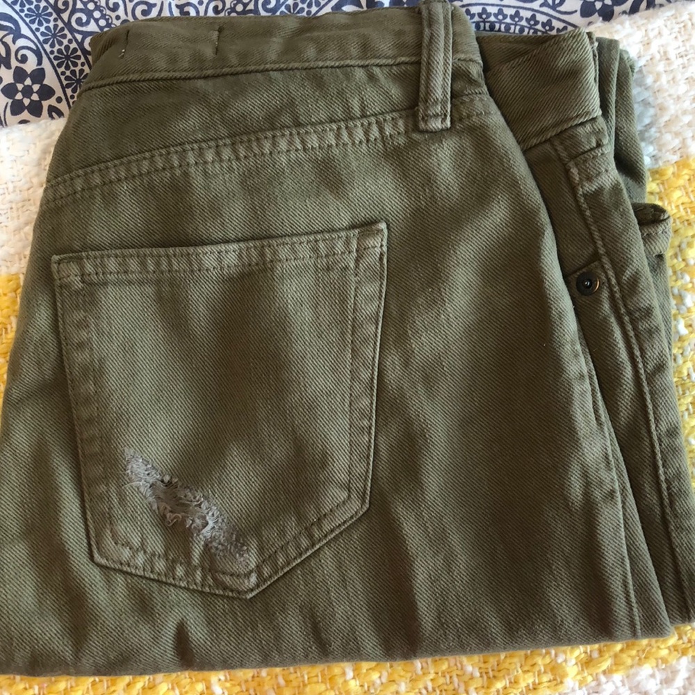 Gap Army Green Ripped Jeans - Gem